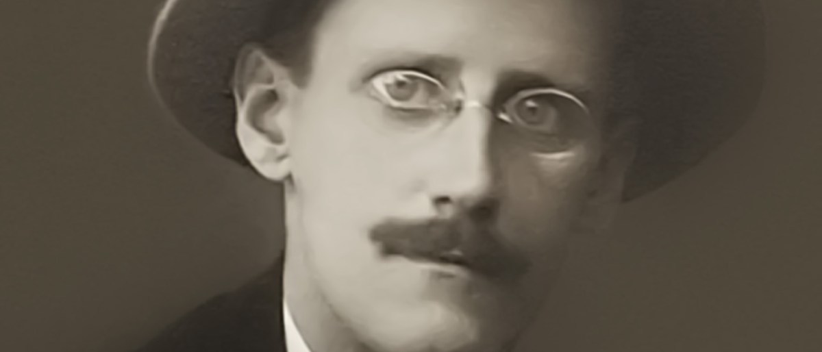 Jocoserious Joyce – Celestial Timepiece